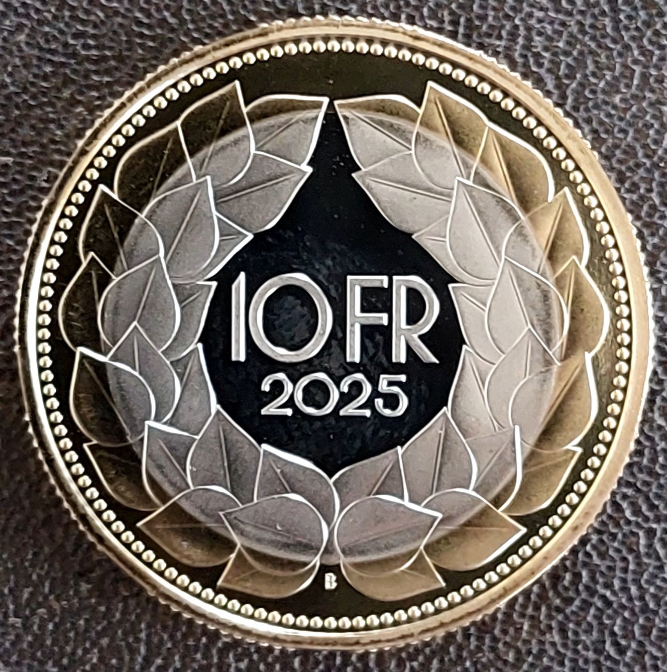 10 Fr. Gedenkmünze 2025 stgl Helvetia / aus Münzsatz (Neu (gemäss Beschreibung)) in Arch für CHF ...