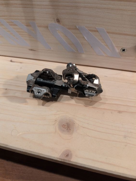 Pédales VTT Shimano XTR (D'occasion) à La Chaux-Cossonay pour CHF 10 ...
