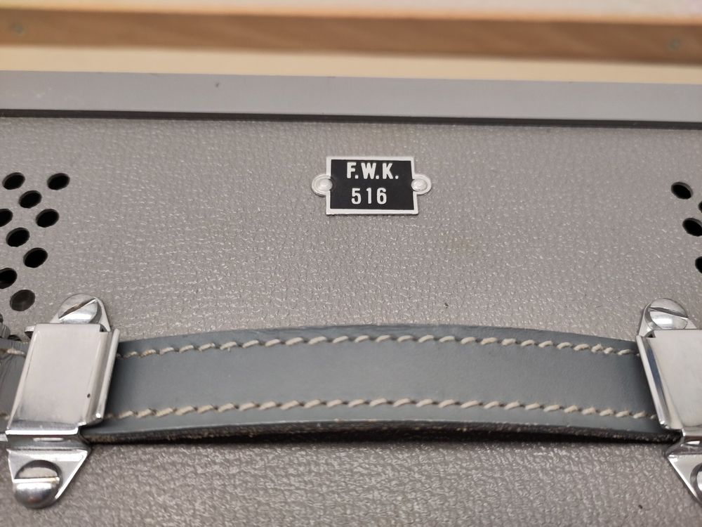 Schweizer Militär FWK (Volt-Ohm Meter) | Kaufen auf Ricardo