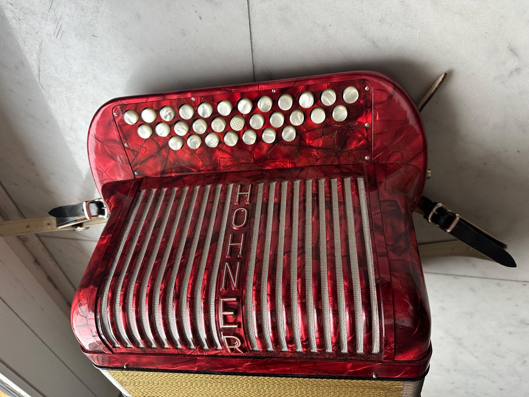 Hohner Club IIB Akkordeon, rot, Handorgel, Top Zustand! (Gebraucht) in ...