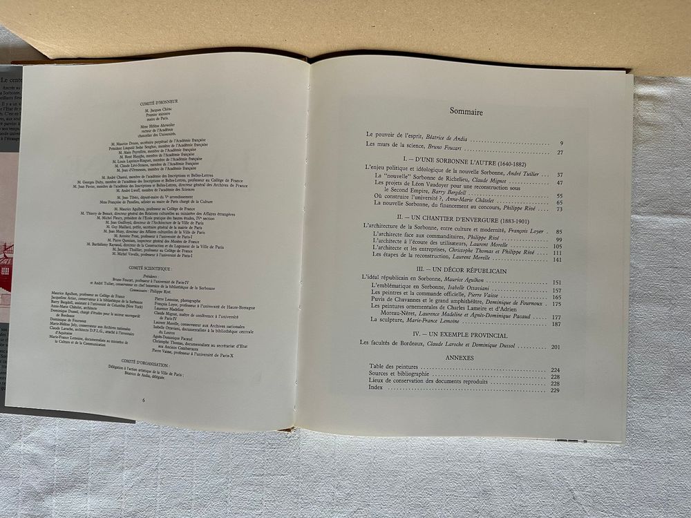 Livre "La Sorbonne et sa reconstruction" (D'occasion) à Ste-Croix pour ...