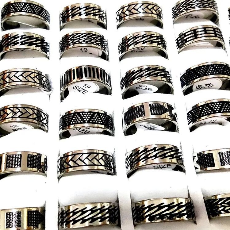 30x Edelstahlringe Gr. 18, 19, 20, 21 mm Herrenringe Set (Neu und ...