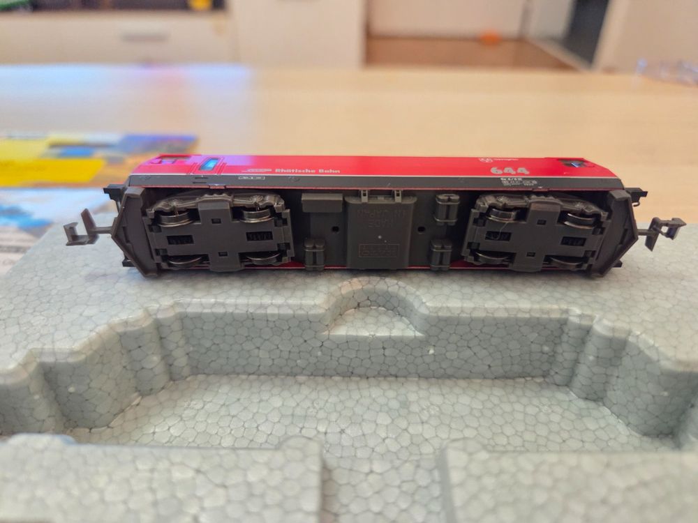 Kato N 10-1145 E-Lok Set Glacier Express (Neuf avec emballage d'origine) à St-Aubin-Sauges pour ...