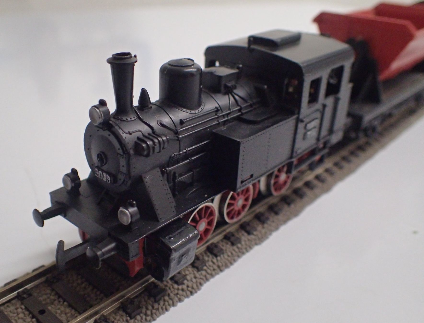 Märklin H0 - Dampflok 3029 und sein Güterzug mit 3 Wagen (Gebraucht) in ...