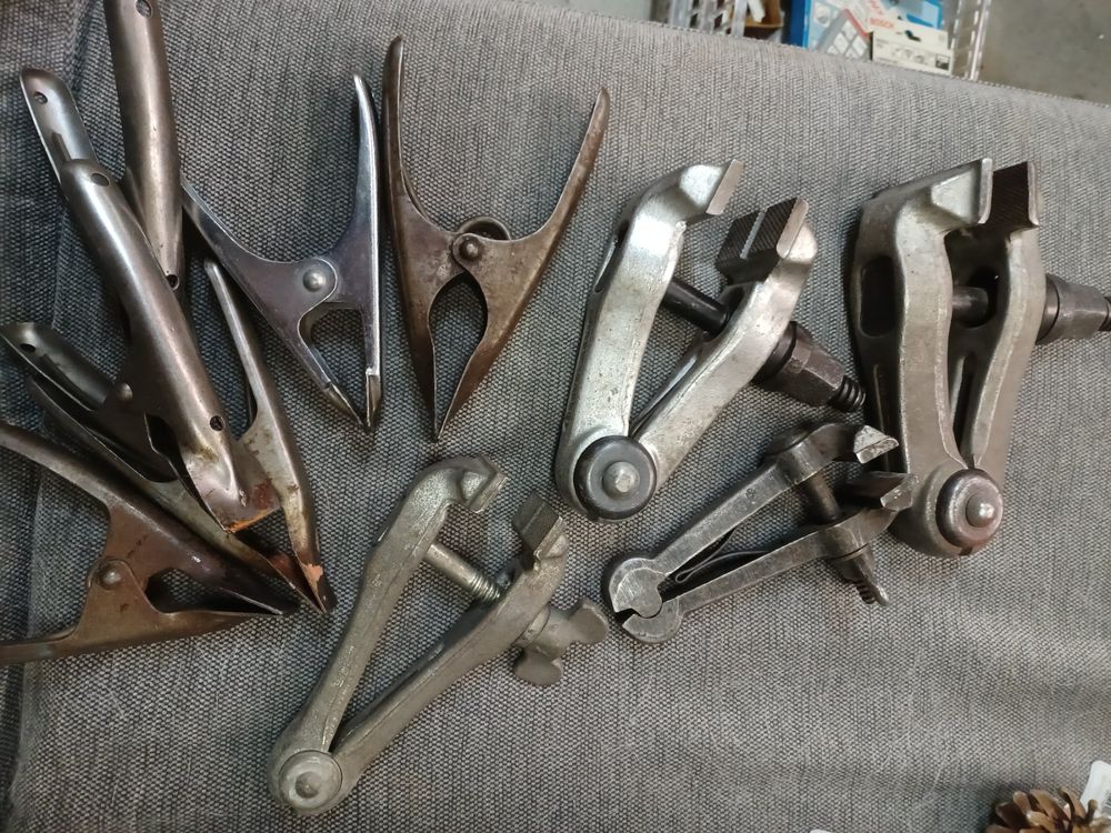 Div. Turnus Zwingen Klemmen (Gebraucht) in Grossdietwil für CHF 40 – mit Lieferung auf Ricardo ...