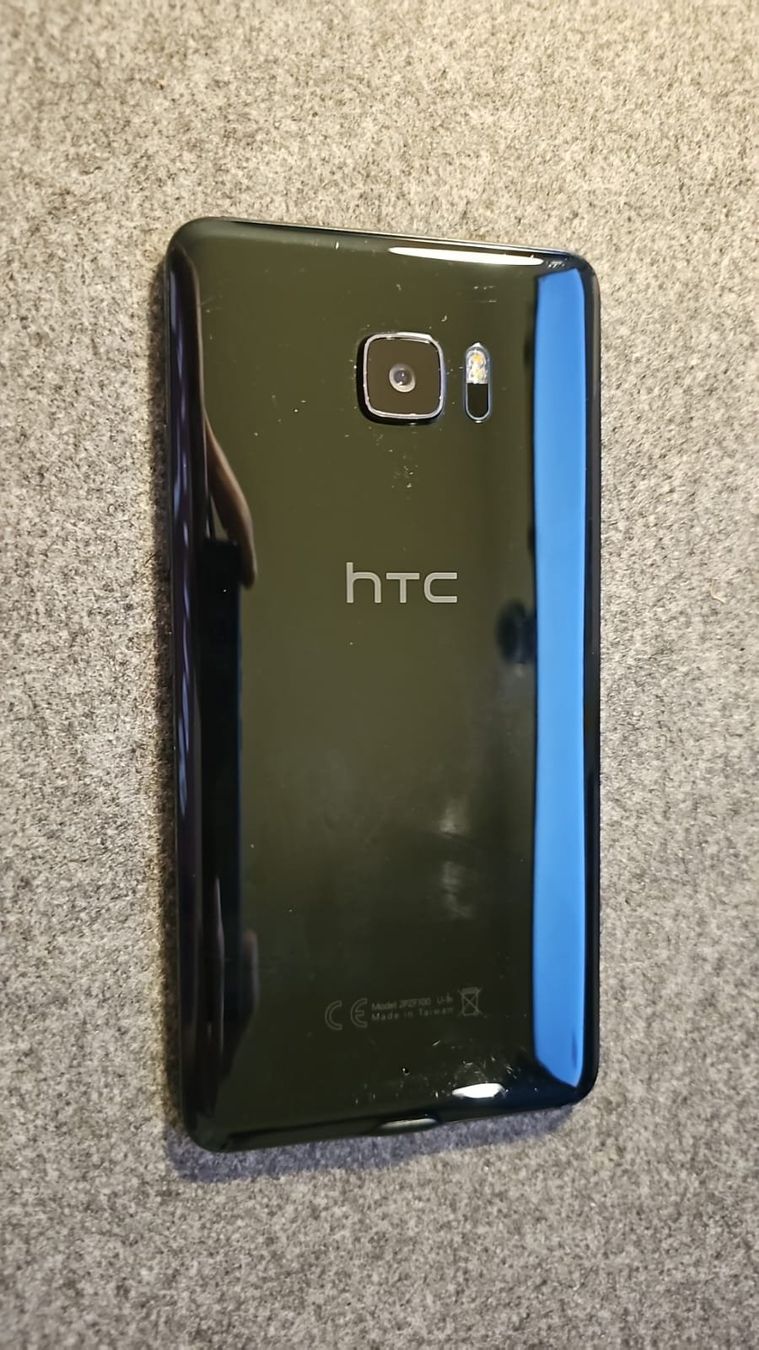 HTC U Ultra Smartphone (Gebraucht) in Basel für CHF 20 – mit Lieferung ...