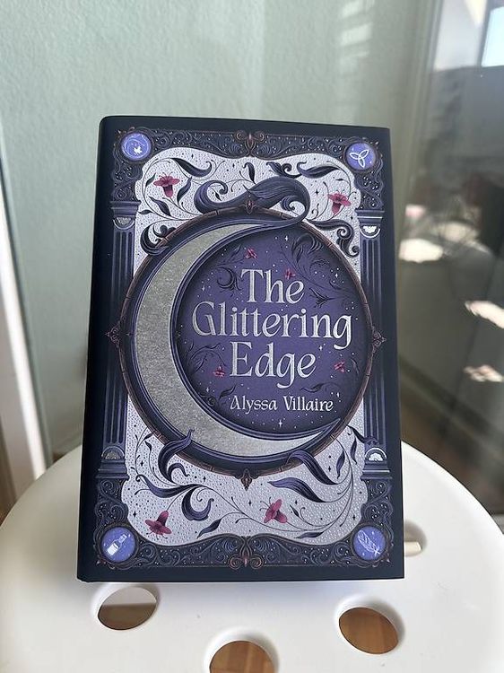 The Glittering Edge Alyssa Villaire Fairyloot Edition (Gebraucht) in Zürich für CHF 40 – nur ...