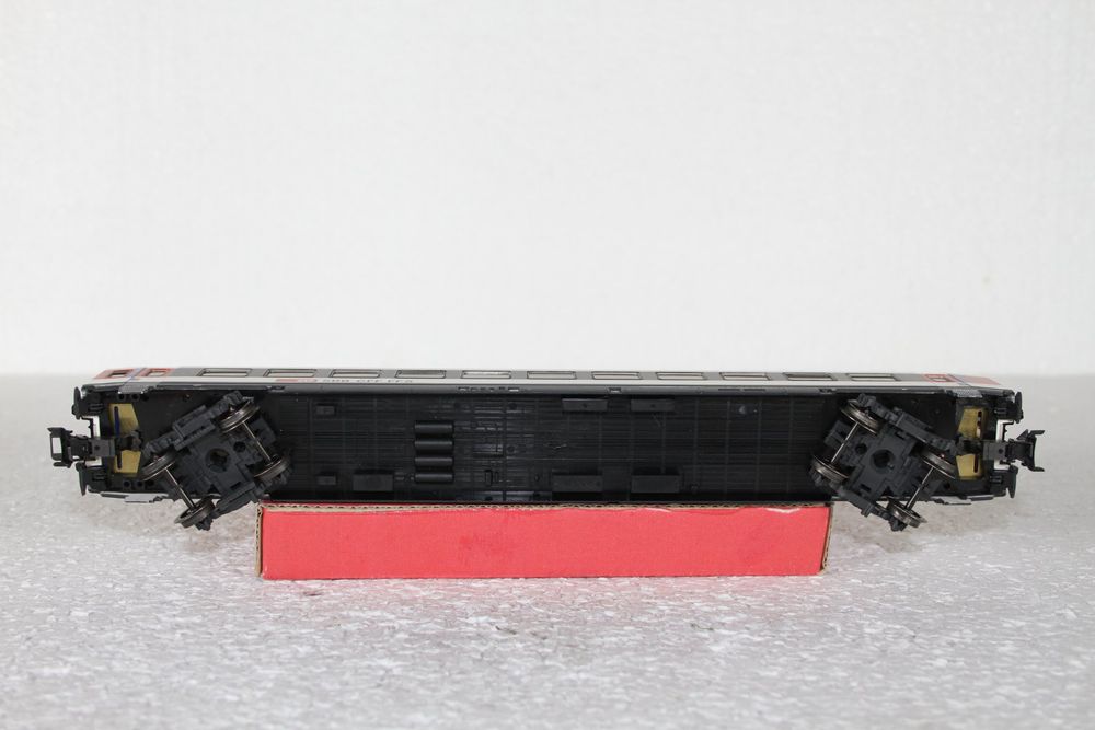 Märklin 42166-3 SBB 2.Klasse Personenwagen InterCity-Design (Gebraucht ...