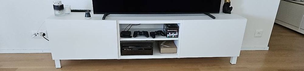 IKEA BESTÅ TV-Lowboard / IKEA BESTÅ TV Unit (Gebraucht) in Basel für ...