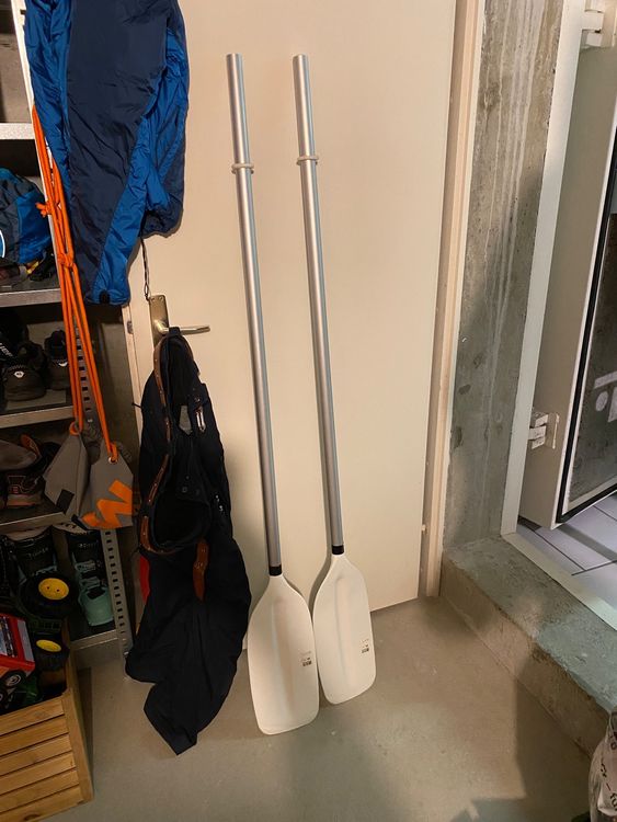 2 Stück Ruder Länge 160 cm (Gebraucht) in Adlikon für CHF 1 – nur ...