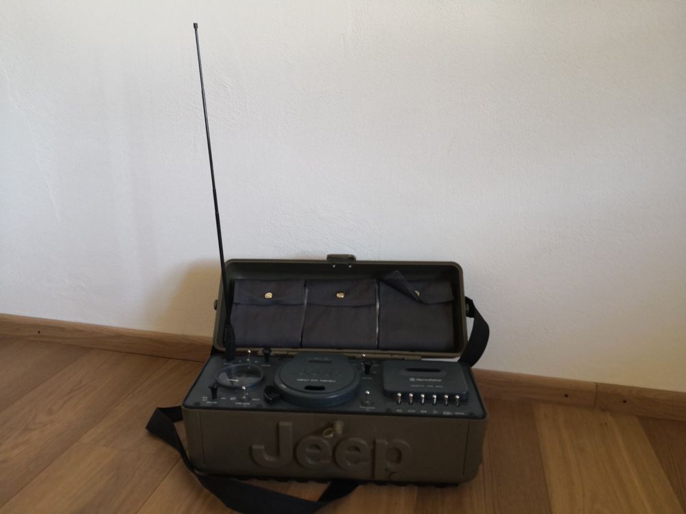 Jeep Boombox Musikbox Radio (Gebraucht) in für CHF 50 – nur Abholung ...
