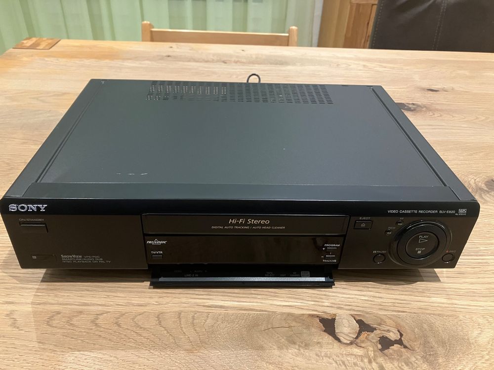 Sony Hi-Fi Videorecorder mit NTSC Playback on Pal Tv (Gebraucht) in für ...