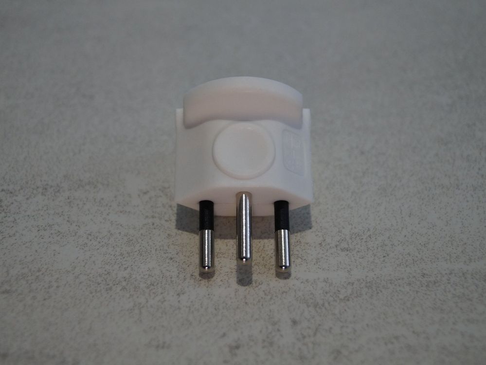 Fix-Adapter Euro Stecker Schweiz 3-polig (Neu und originalverpackt) in ...