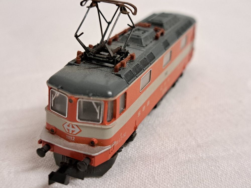 schöne SBB Lokomotive, orange, Spur N (Gebraucht) in Breitenbach für ...