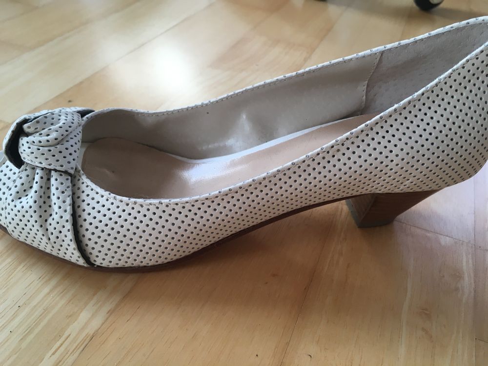 Passo per passo Pumps (Neu (gemäss Beschreibung)) in Grellingen für CHF ...