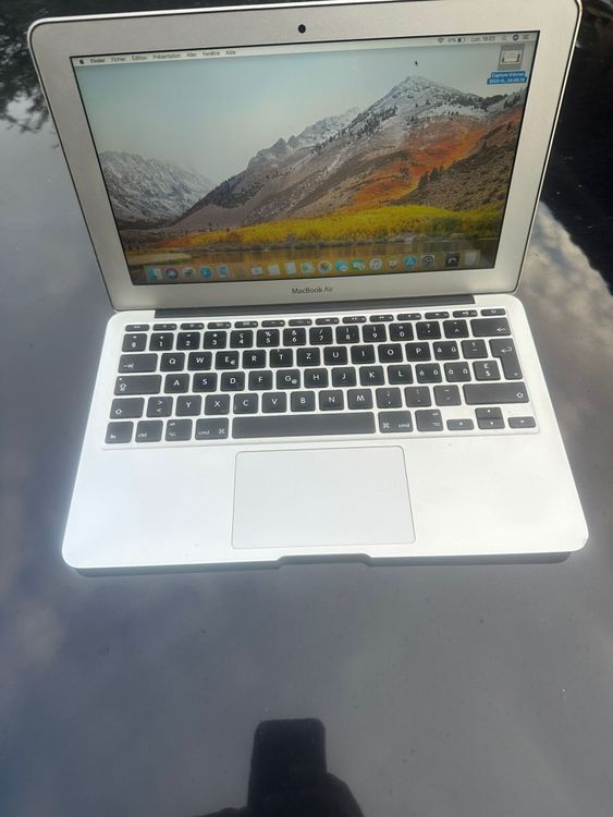 MacBook Air 11-inch (2012) - Idéal pour l'école/travail (D'occasion) à ...