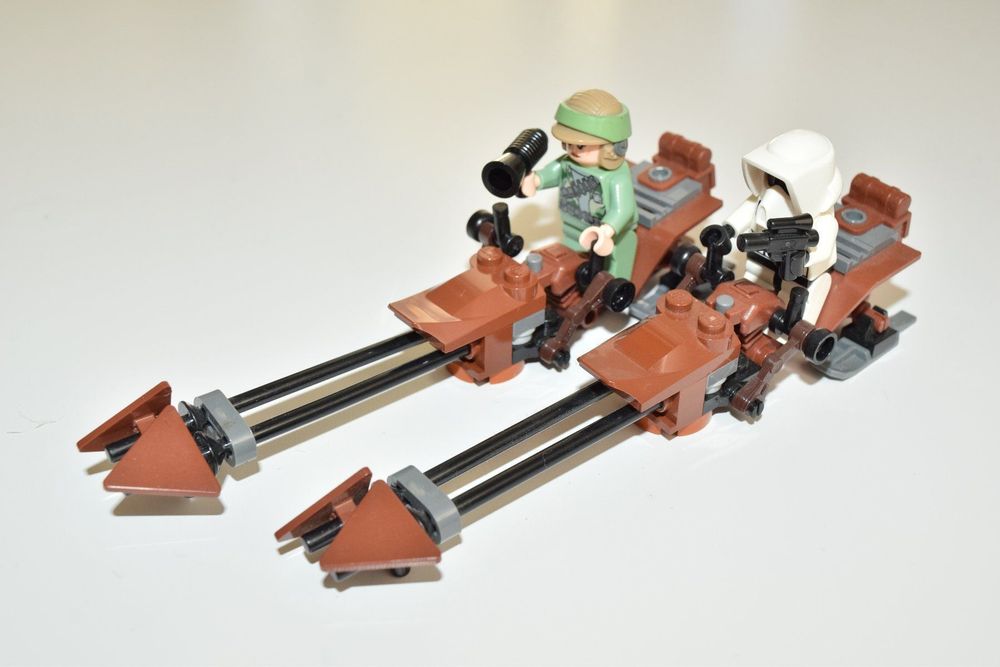 Lego Star Wars 2x Speeder mit Leia von Endor selber gebaut (Gebraucht ...