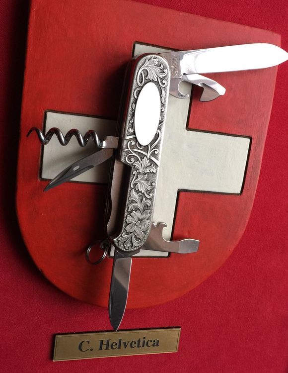 VICTORINOX SUJET: Eringer kämpfe im Wallis (VS | Kaufen auf Ricardo