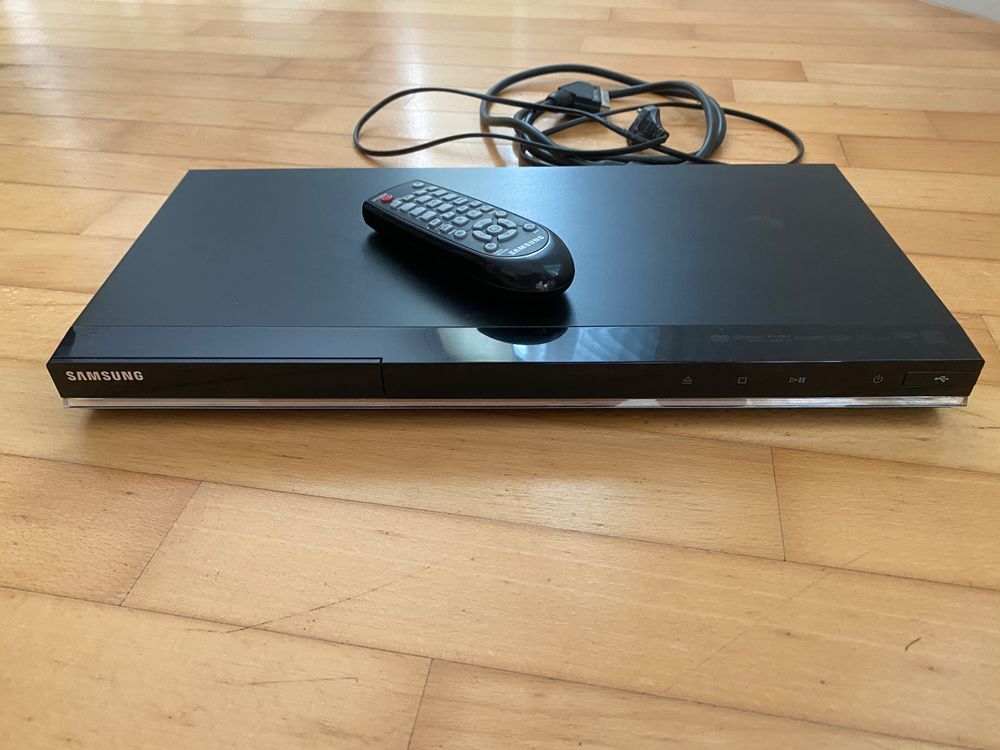 Samsung DVD Player (Gebraucht) in Zug für CHF 9 – mit Lieferung auf ...