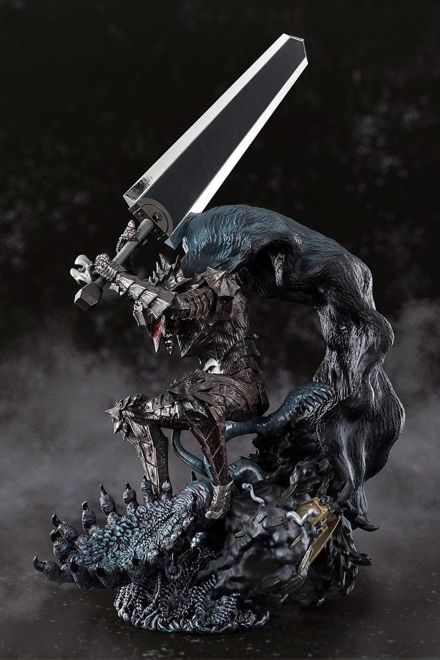 Berserk Figuarts ZERO Metallic Touch Guts Berserker Armor (Neuf avec ...