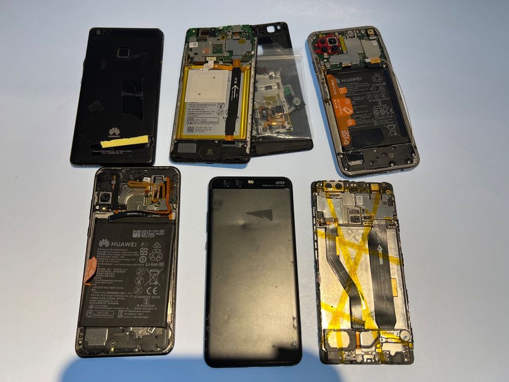 Natels de Huawei défectueux dès 1frs.- (Defekt) in Lausanne für CHF 3 ...