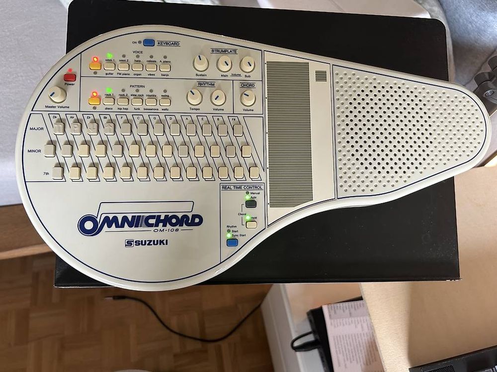 Omnichord 108 (Gebraucht) in Schlieren für CHF 500 – nur Abholung auf ...