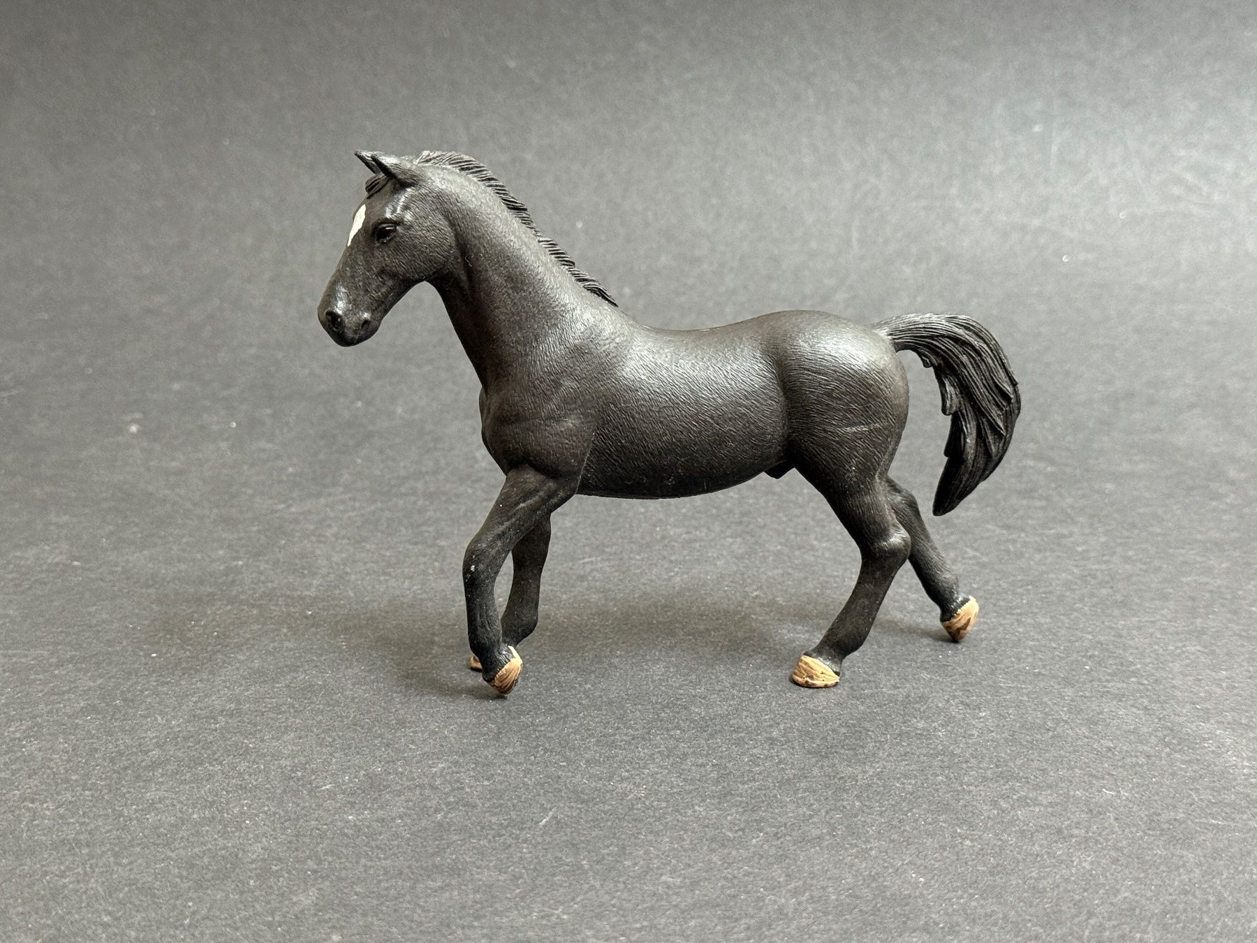 Schleich – 83023 Trakehner Hengst (Exclusive Model) Pferd (Gebraucht ...