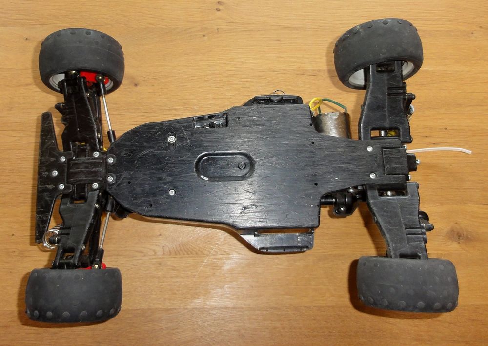 Tamiya TA01-B Buggy Chassis 1:10, 4WD mit Lenkservo & Motor (Gebraucht ...