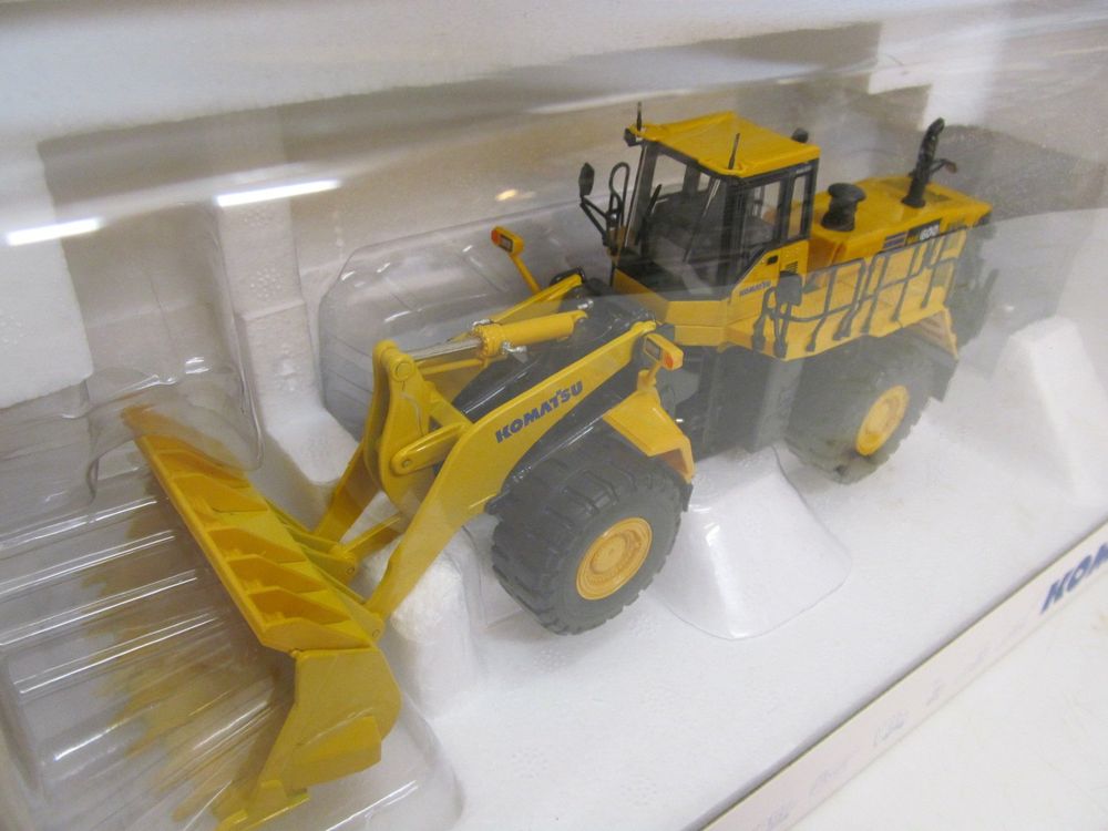 KOMATSU WA 600 1:50 UH - MODELL | Kaufen auf Ricardo