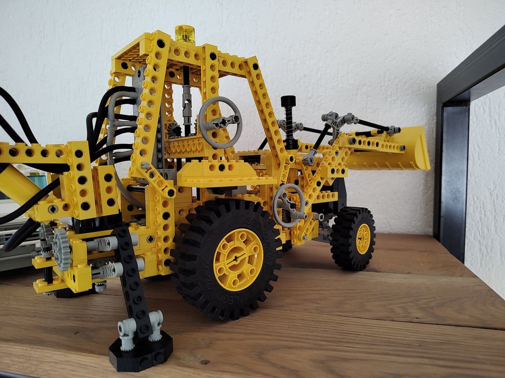 Lego 8862 Technic Bagger Trax (Gebraucht) in Brüttisellen für CHF 90 ...
