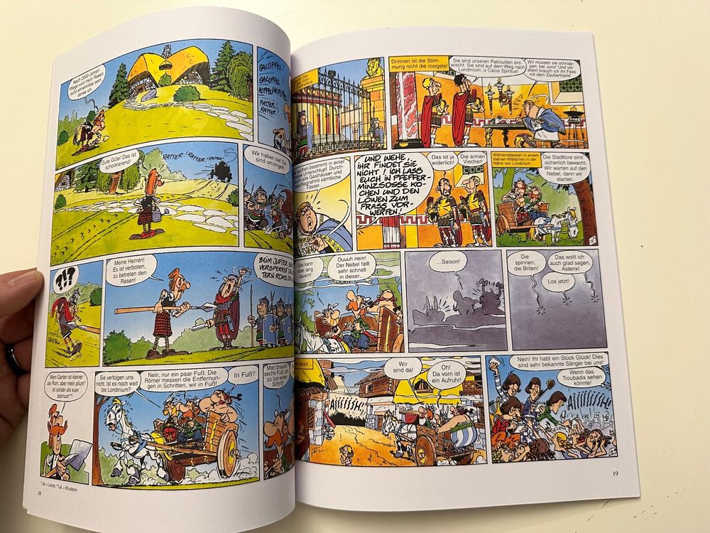 ASTERIX Band 8 - Asterix bei den Briten- Softcover - Neu (Neu (gemäss Beschreibung)) in ...