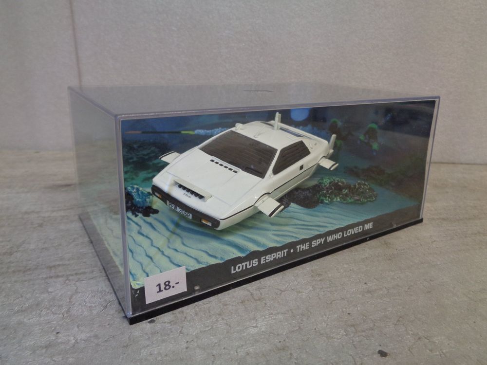Altaya 1:43 Lotus Esprit Diorama James Bond 007 (Gebraucht) in ...