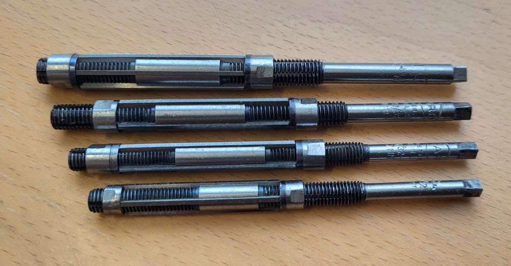 Verstellbare Reibahlen Reibahle 4St. Beard Tool USA Qualität (Gebraucht) in Davos Dorf für CHF ...