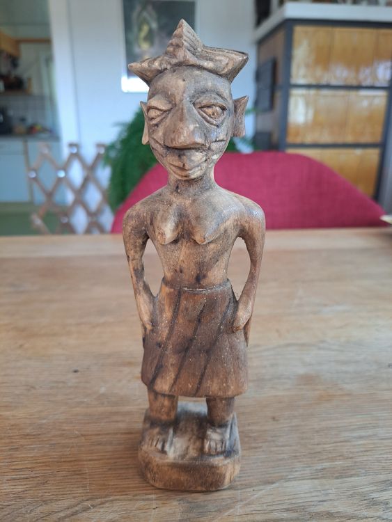 Afrikanische Holz Figur | Kaufen auf Ricardo