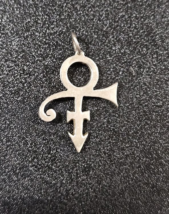 Prince Anhänger "The Symbol", 950 Silber (Gebraucht) in Bassersdorf für ...