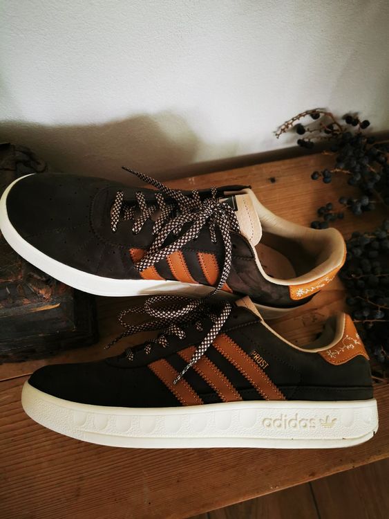 Adidas Prost 42 2/3 wurde speziell fürs Oktoberfest lanciert | Kaufen ...