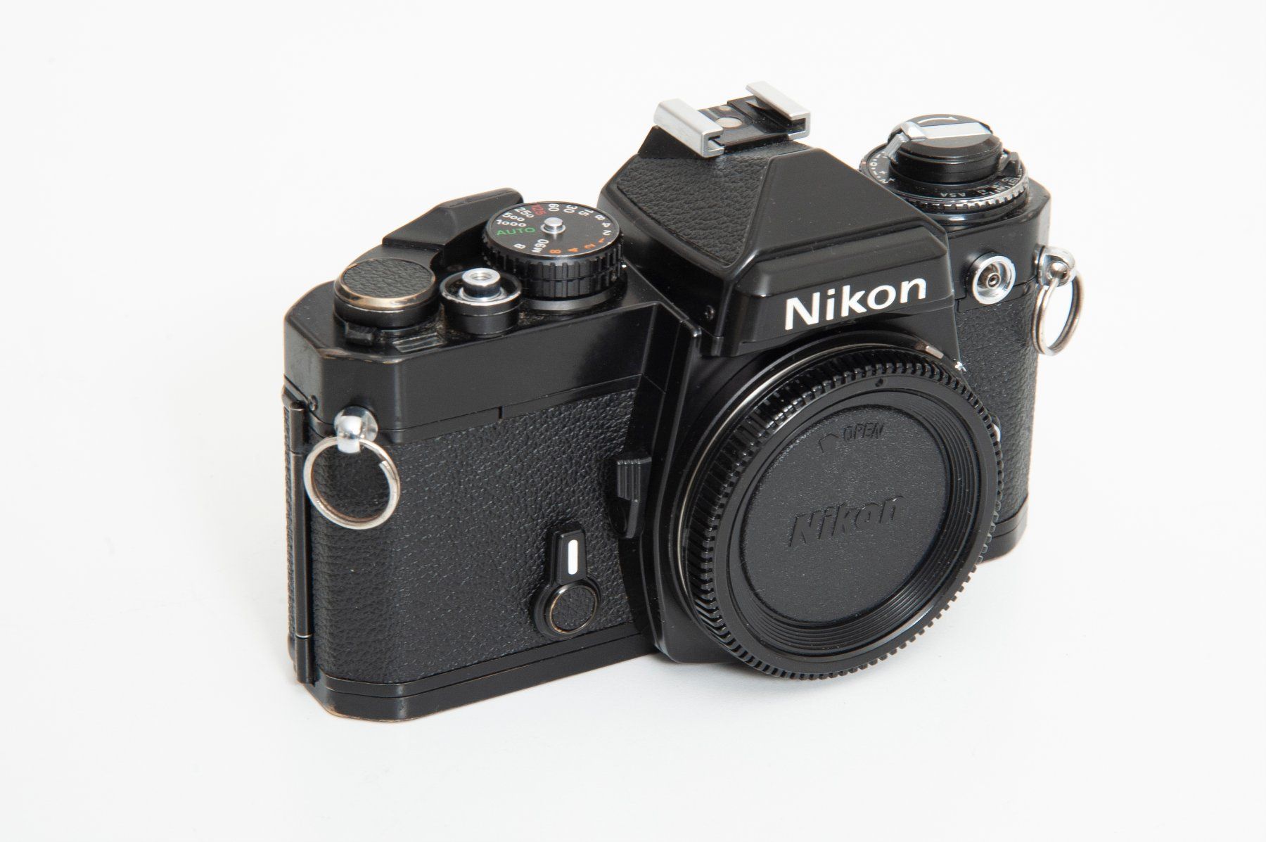 Nikon FE - Reflex argentique (D'occasion) à Lausanne pour CHF 110 ...