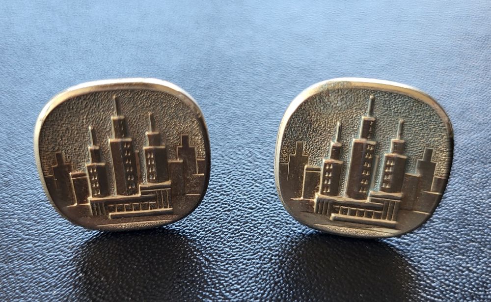 Gemelli vintage, color oro con skyline città - Eleganti! (Usato) a ...