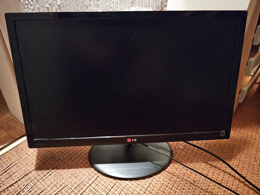 Television / Computer Screen LG | Kaufen auf Ricardo