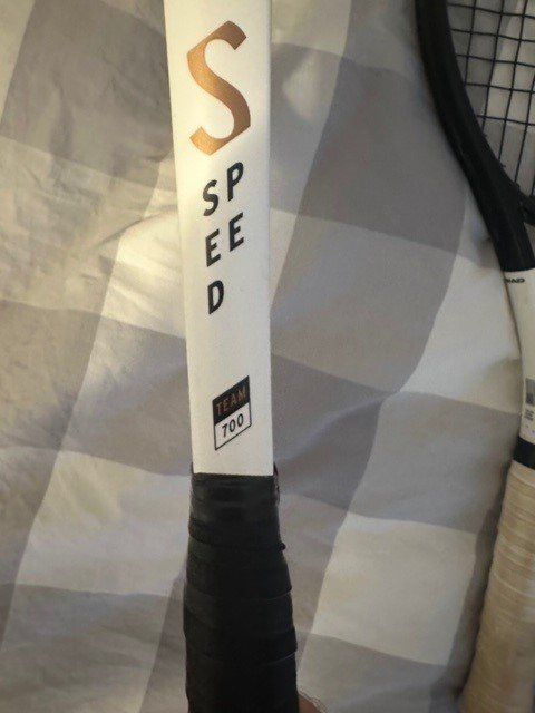 3 HEAD Speed Team 700 Tennisschlaeger Grip3 ( 2022/23) 285g (Gebraucht) in Lugano für CHF 110 ...