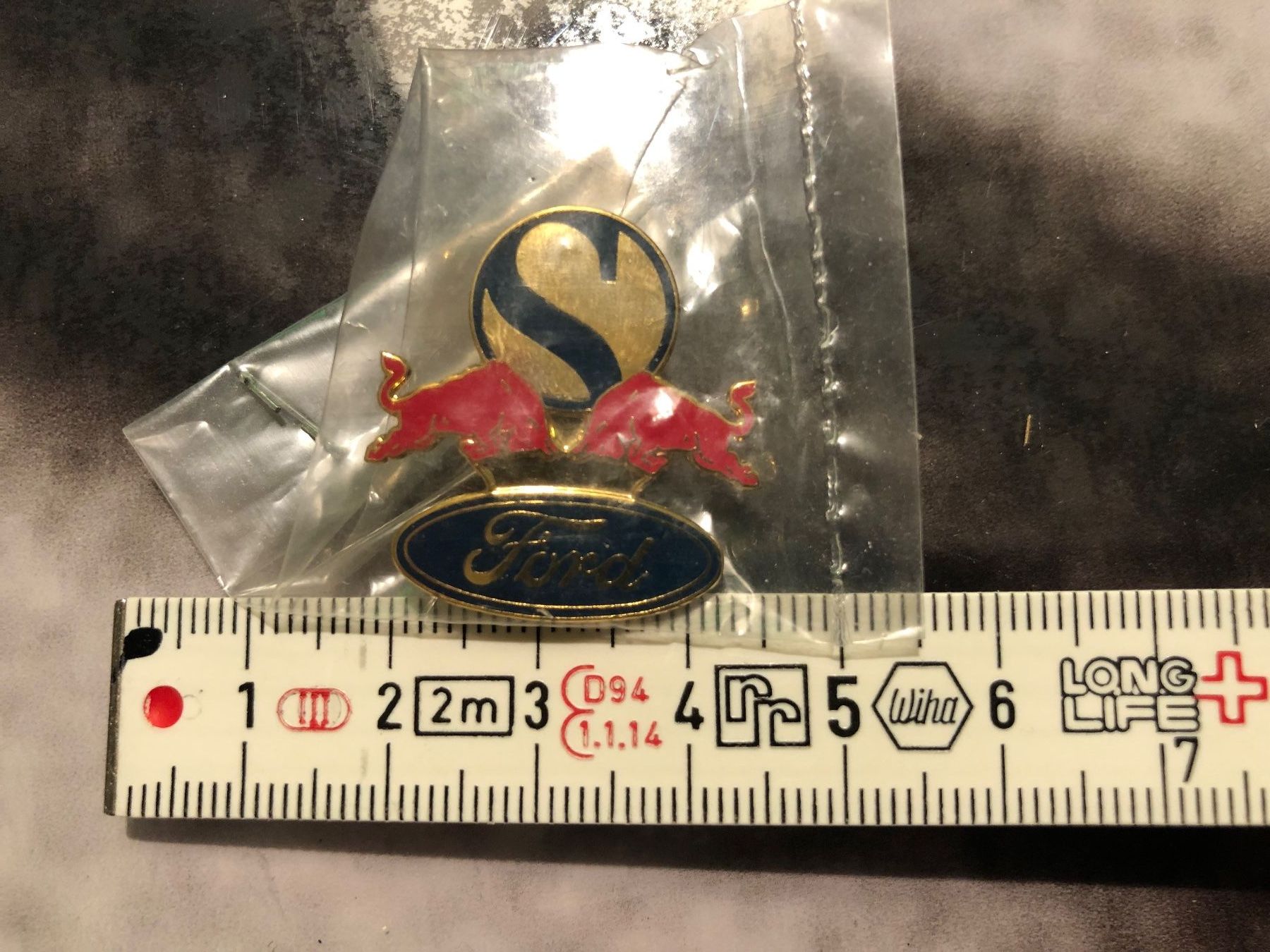 Sauber - Ford Pin/Anstecker mit Red Bull Logo, Rarität, Top! (Neu und ...