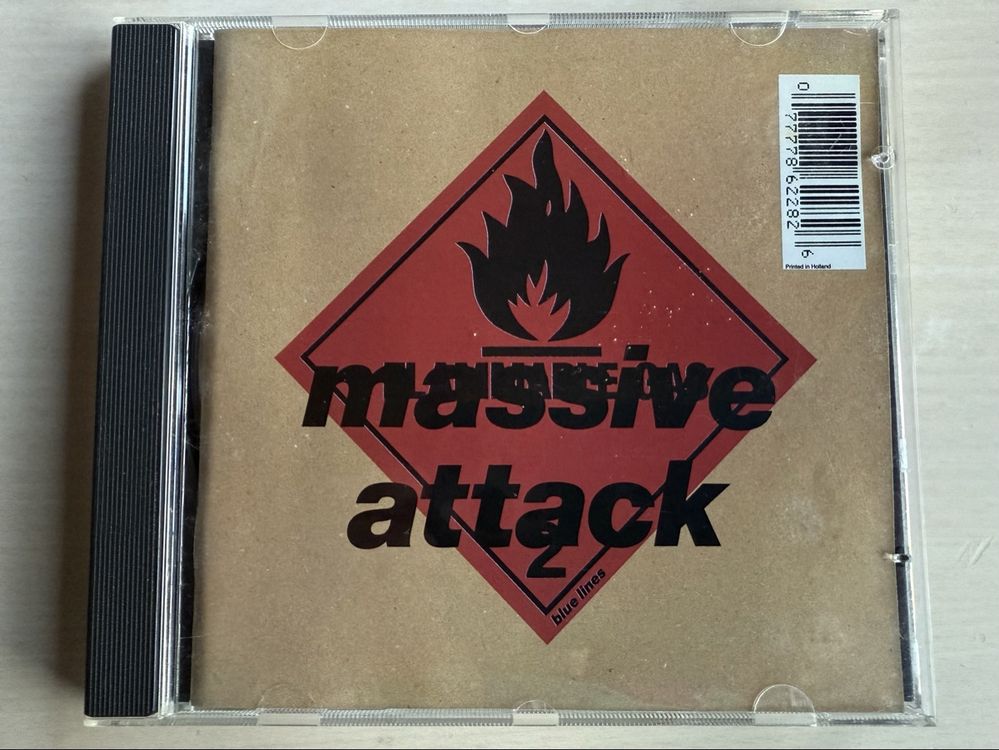 Massiveattack - Blue Lines (CD) (Gebraucht) in Oberried Brienz für CHF 3.7 – mit Lieferung auf ...