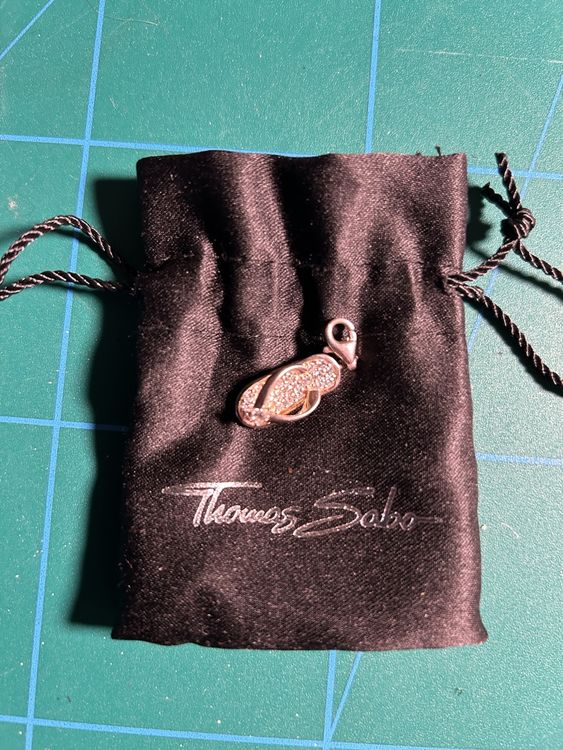 Thomas Sabo Charm Anhänger Flip Flop NEUwertig (Neu (gemäss Beschreibung)) in Zürich für CHF 50 ...