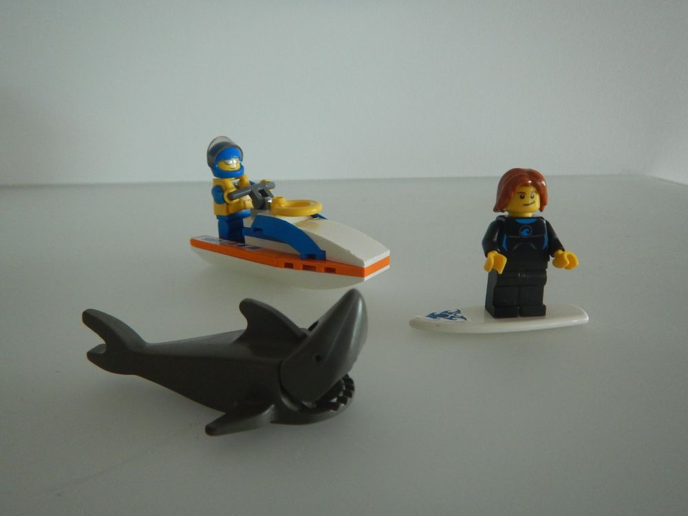 Lego Surfer, Hai und Boot | Kaufen auf Ricardo