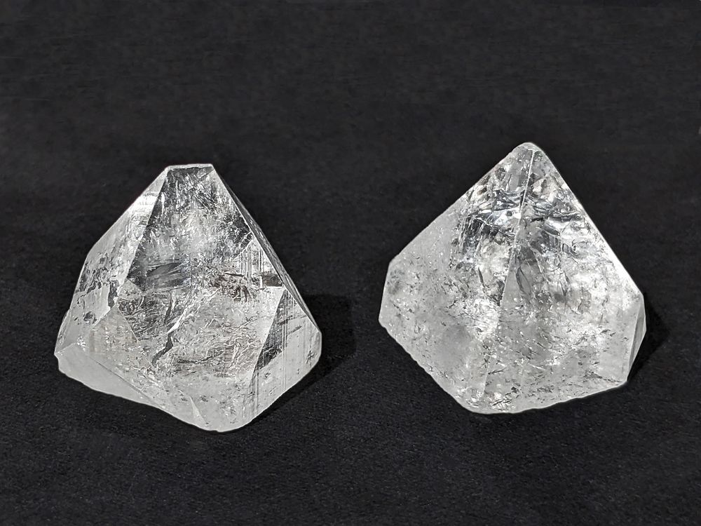 Apophyllit Kristall Pyramiden 2,4cm 2Stk. (Neu und originalverpackt) in ...