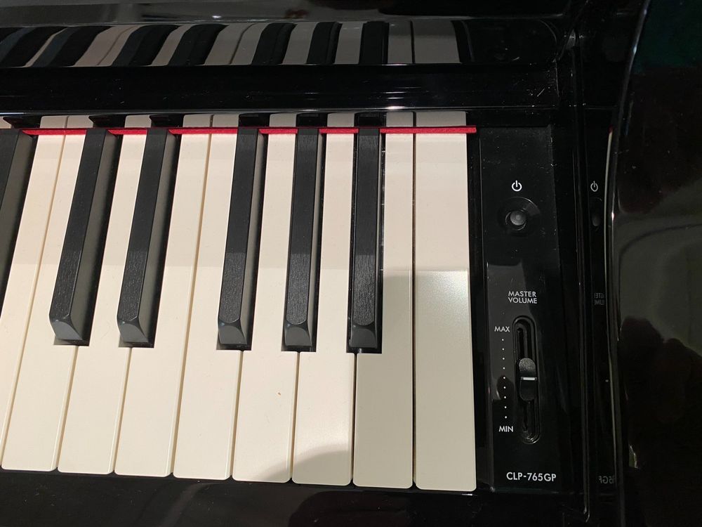YAMAHA Clavinova CLP-765 Grand Piano, schwarz poliert (Neu (gemäss ...