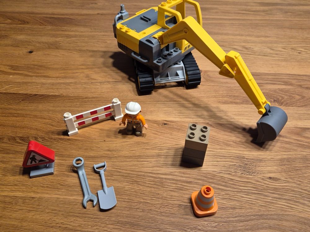 Lego Duplo Raupenbagger 4986 - alle Teile - SET 001 (Gebraucht) in ...