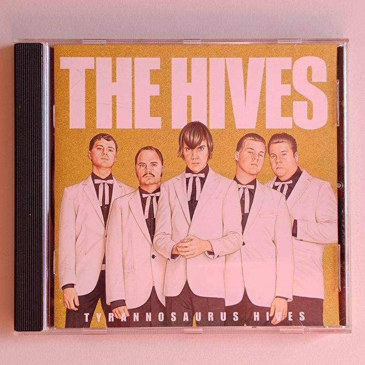The Hives - Tyrannosaurus Hives CD F10 (Gebraucht) in Sessa für CHF 0.5 ...