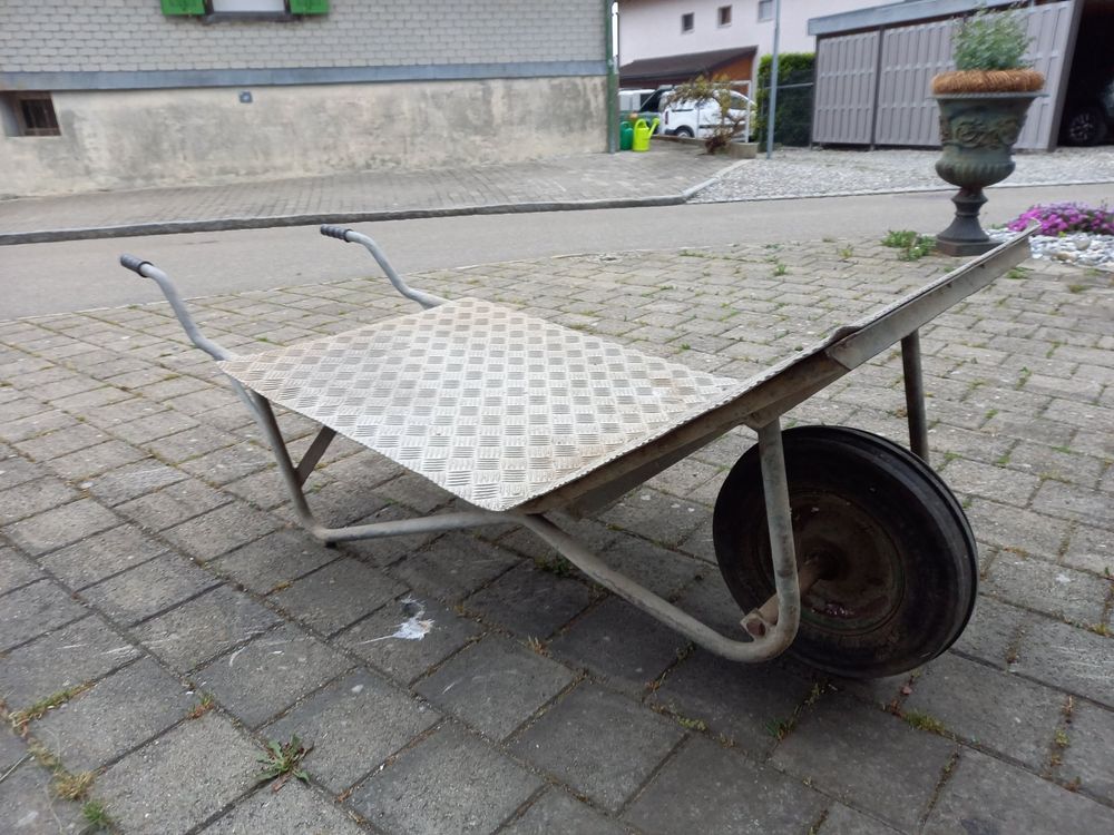 Mistkarrette, Schubkarren Alubrücke (Gebraucht) in Rorschacherberg für CHF 10 – nur Abholung auf ...