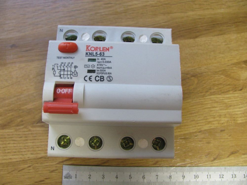 Fehlerstromschutzschalter, FI 30mA,TypAC (Gebraucht) in Herzogenbuchsee ...